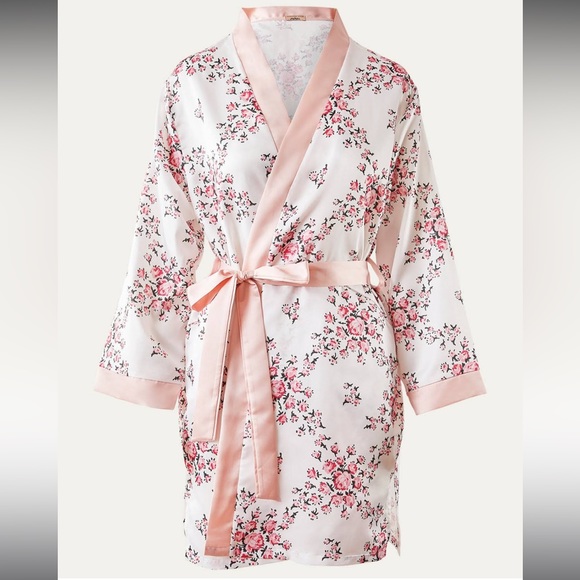 Morgan Lane | Intimates & Sleepwear | Morgan Lane Satin Robe White ...